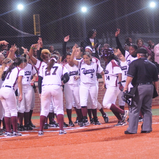 Danielle Salazar - 2013 - Softball - Texas Southern University Athletics