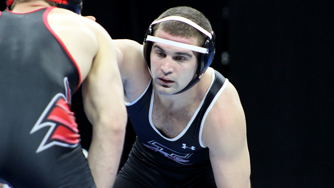 Taylor DeLong - Wrestling - UIndy Athletics