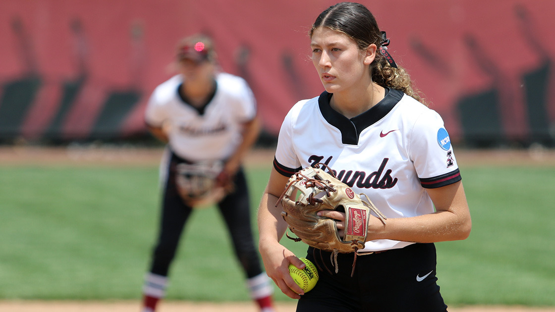 Kenzee Smith - Softball - UIndy Athletics