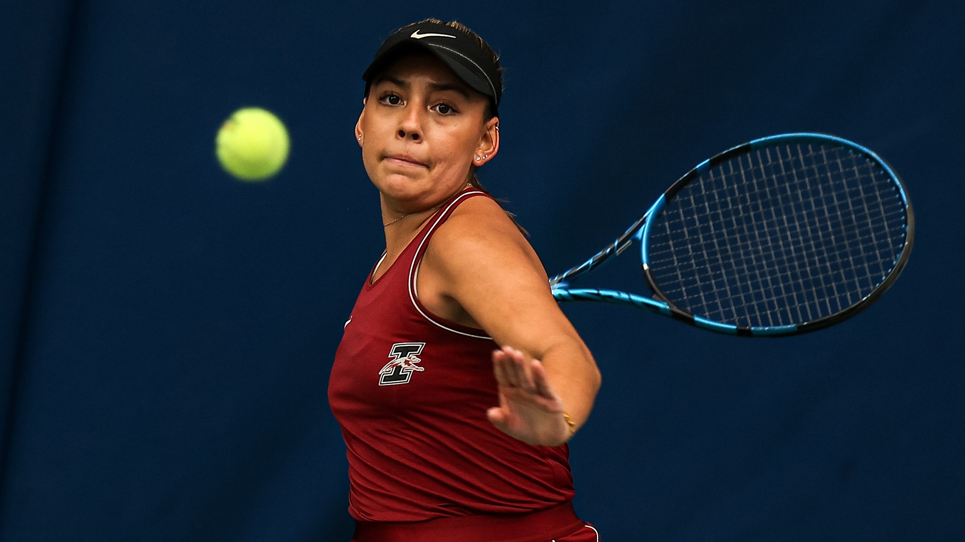 Ana Hollweg - Women's Tennis - UIndy Athletics