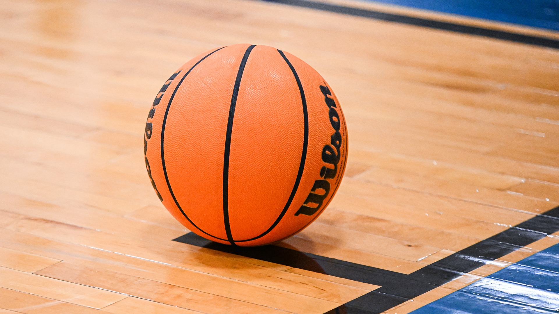 Huskies begin year with 87-73 win over UNE - University of New England ...