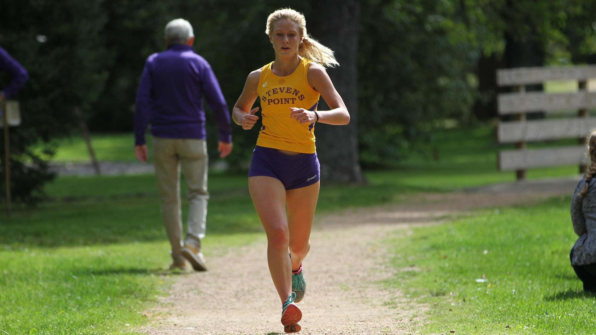Alexis Anderson - Cross Country - University of Wisconsin - Stevens ...