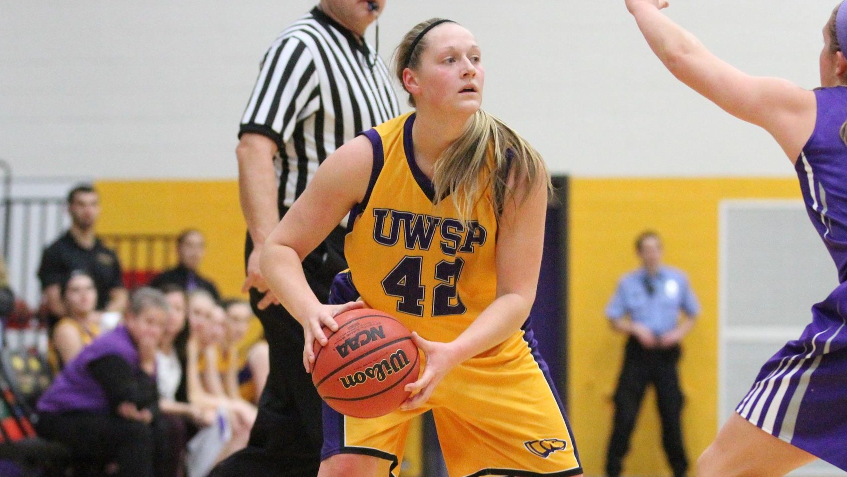 Lexi Roland - Women's Basketball - University of Wisconsin - Stevens ...