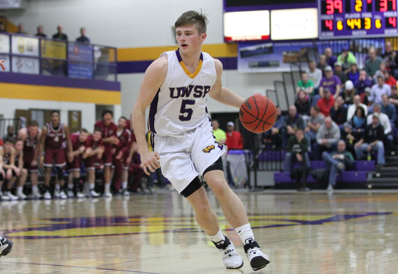 Drew Fredrickson - Men's Basketball - University of Wisconsin - Stevens ...