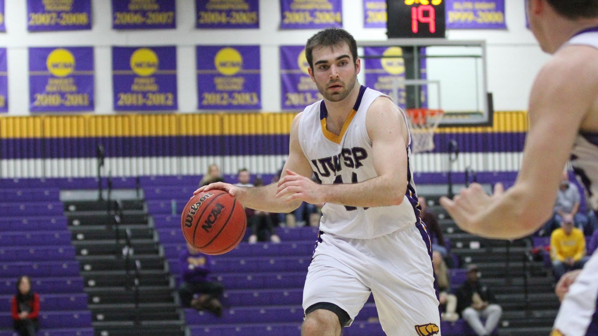 Brett Tauber - Men's Basketball - University of Wisconsin - Stevens ...