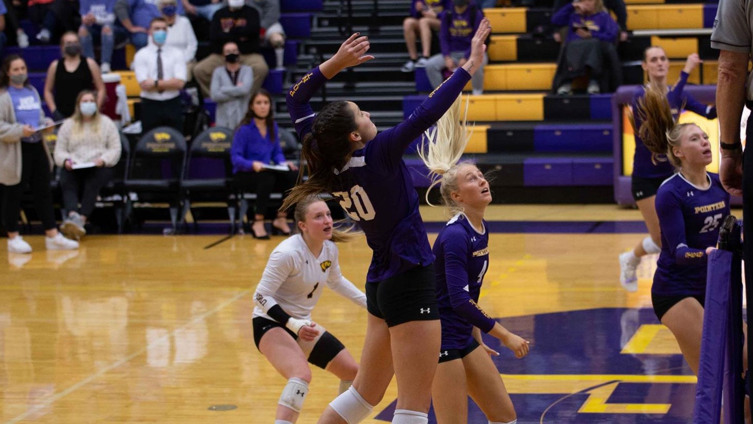 UWSP Volleyball Beats Pioneers in Straight Sets to Move on to WIAC ...