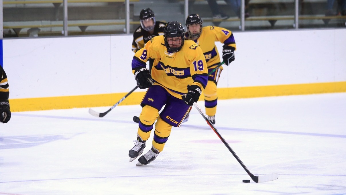 Leising Bookends Pointers’ 4-1 Win at UW-Superior - University of ...