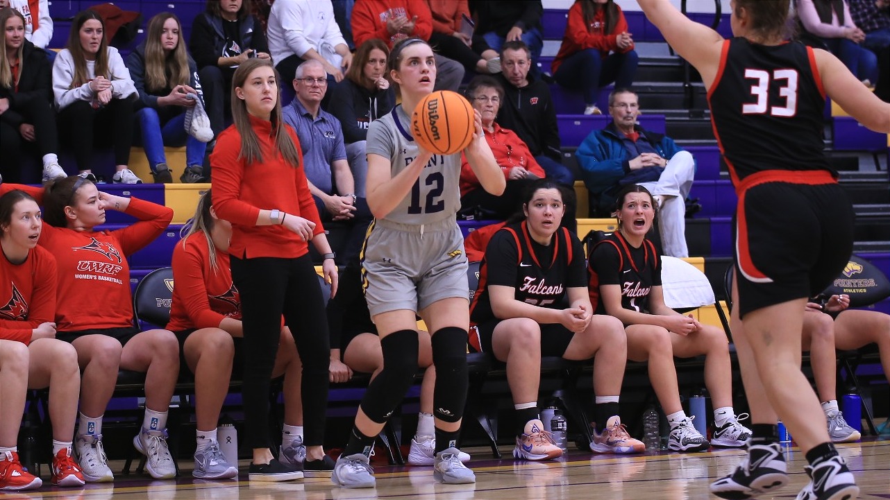 Pfeifer, Thomson in Double Figures for Women’s Basketball - University ...