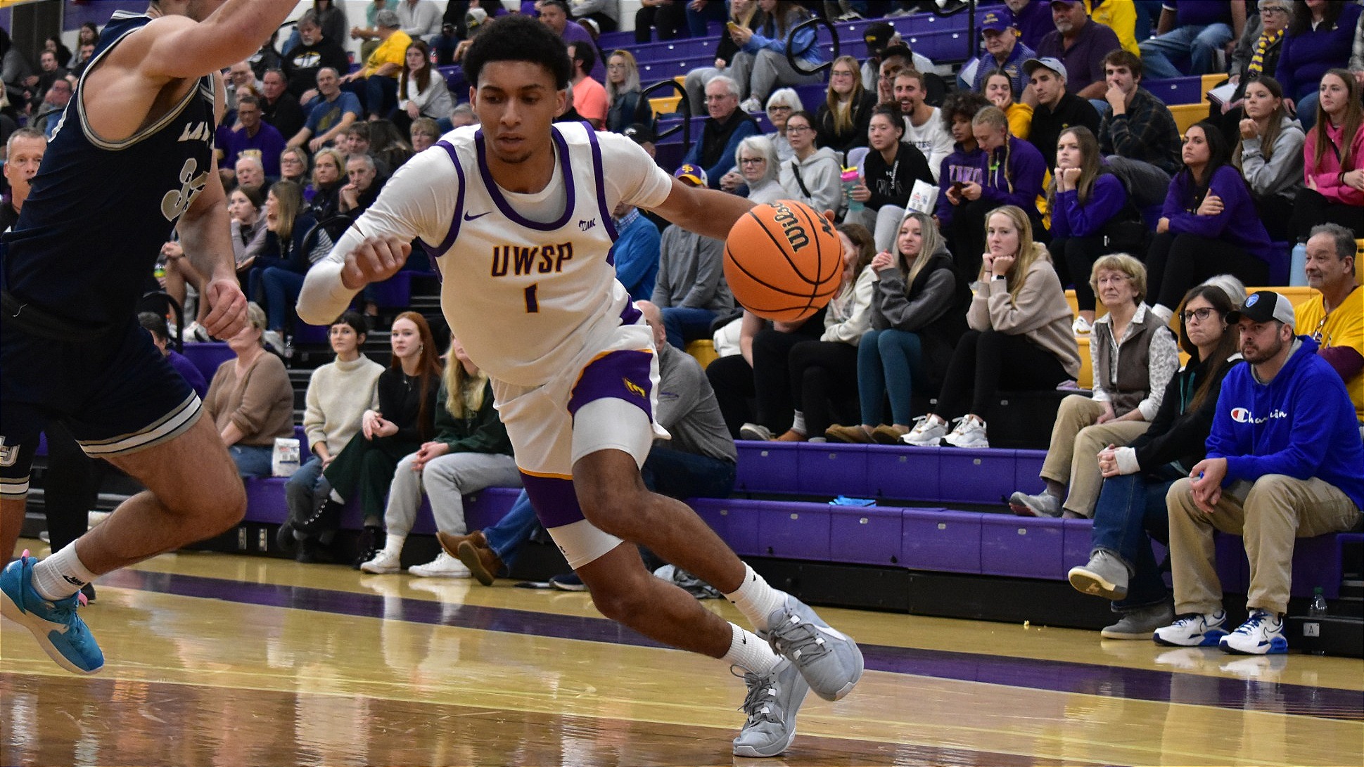 Men’s Basketball Picks Up First Road Win of Season at Augustana ...