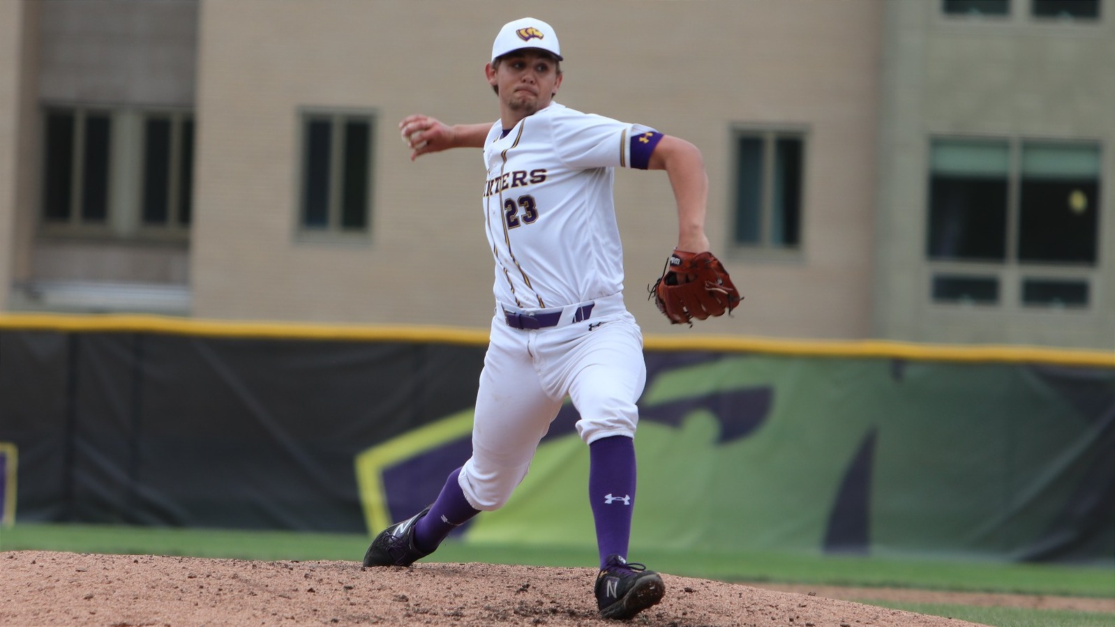 UWSP Baseball Wins Both on Opening Day in Illinois - University of ...