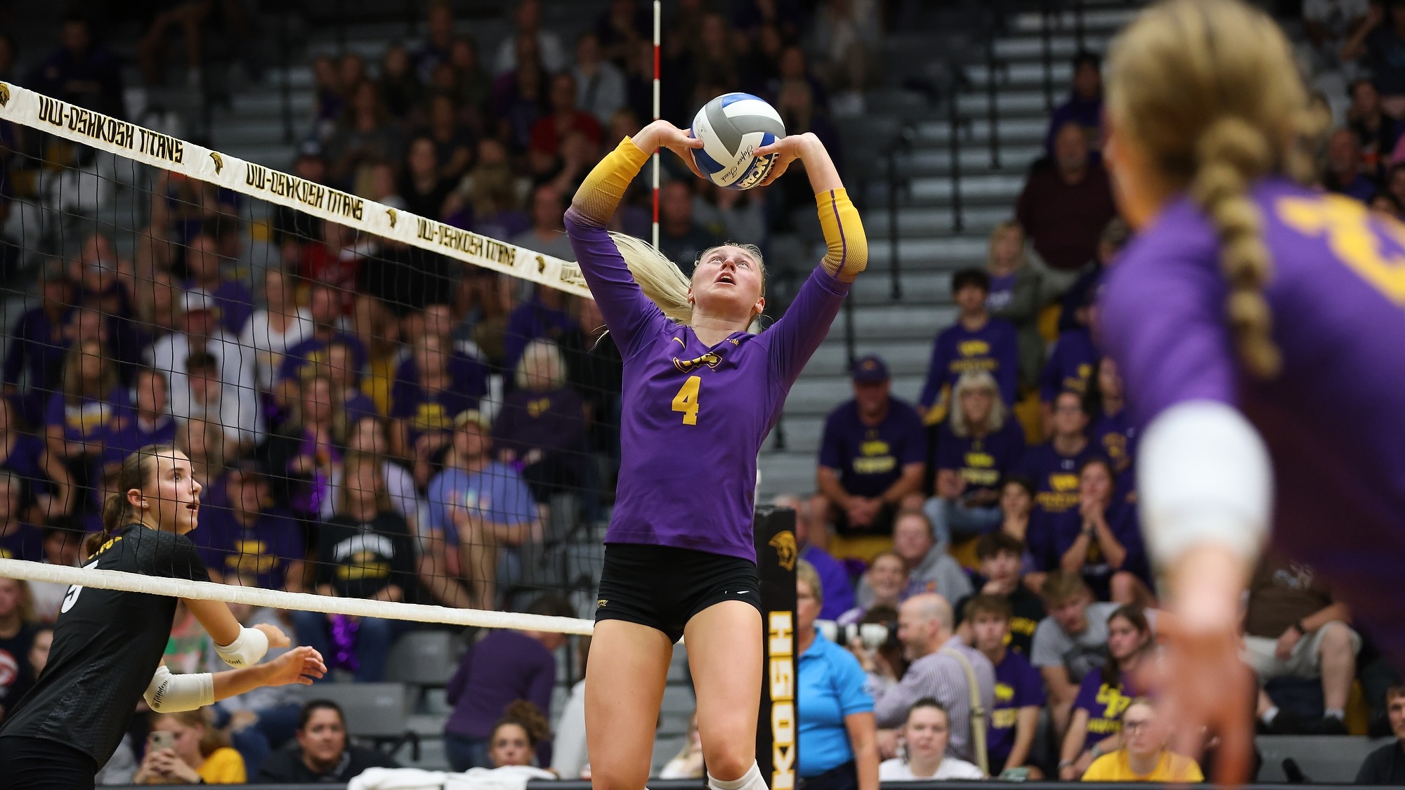 Pointers Battle Back in Oshkosh, Nearly Force Fifth Set - University of ...