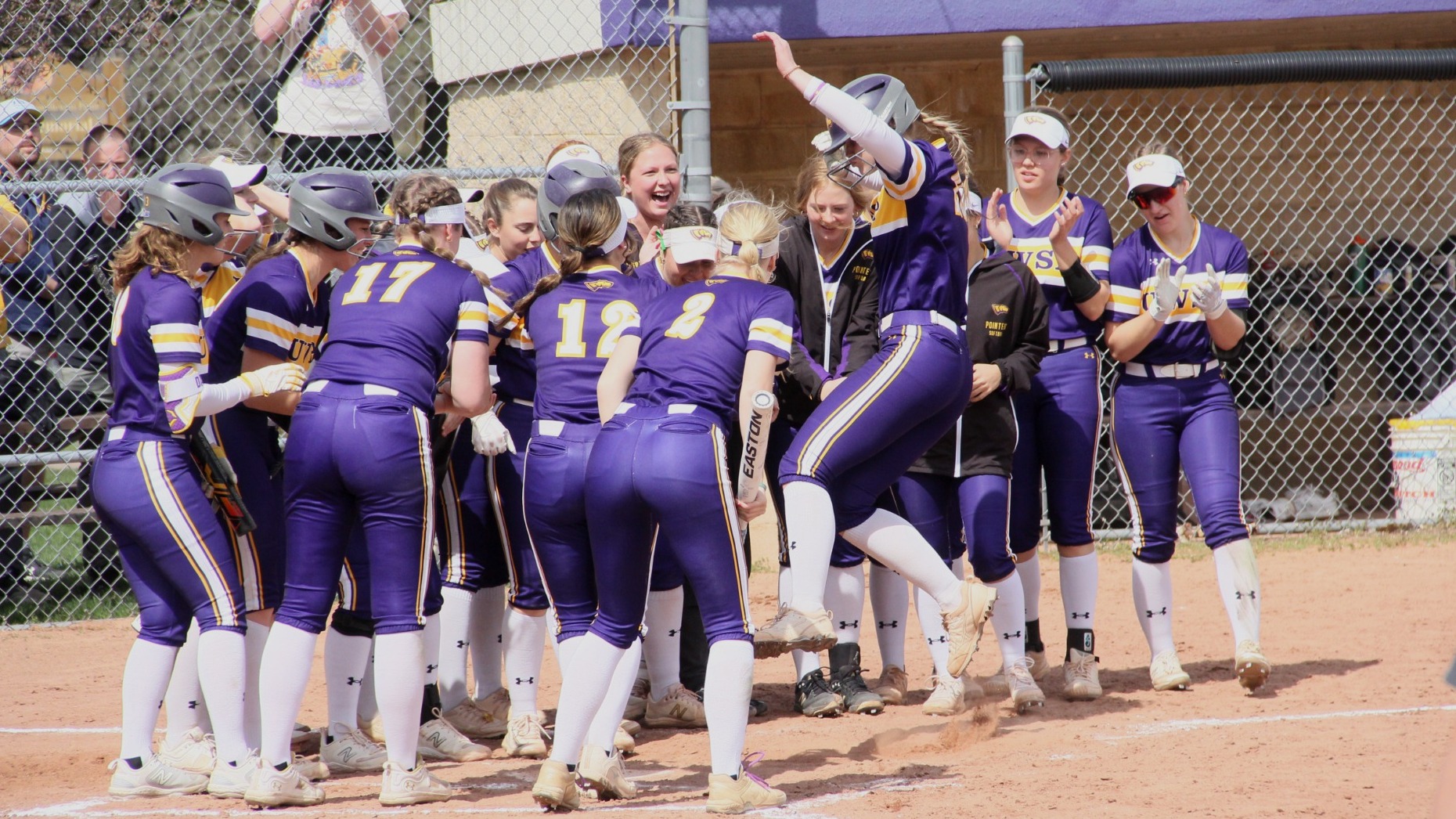 Pointers Sweep UWP, Move into First-Place Tie - University of Wisconsin ...