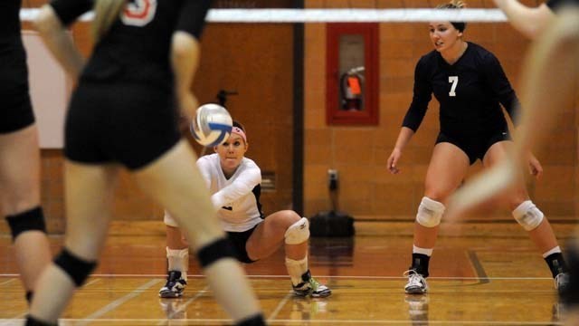 Alyssa Hofacker - 2013 - Women's Volleyball - University of Wisconsin-Stout Athletics