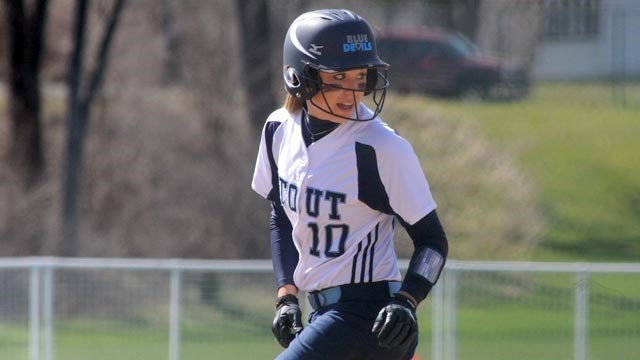Courtney Smith - 2014 - Softball - University of Wisconsin-Stout Athletics