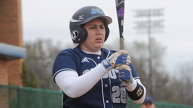 Taylor Workman - 2015 - Softball - University of Wisconsin-Stout Athletics