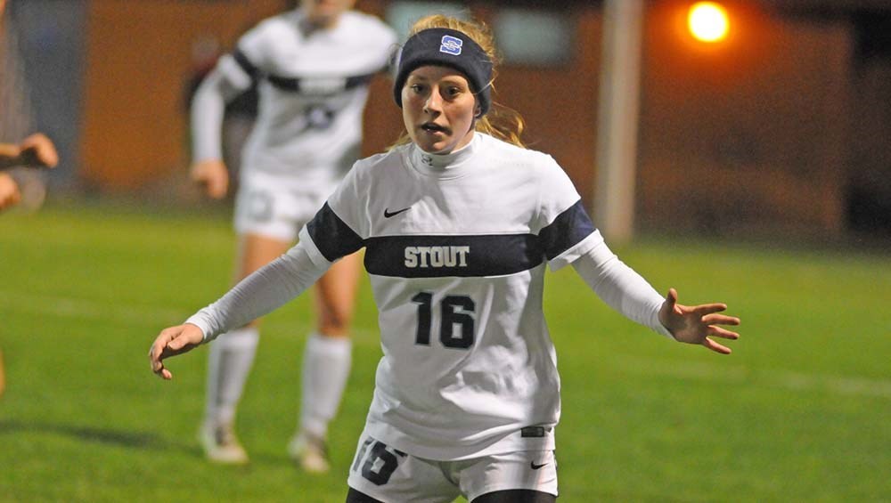 Bethany Hennen - 2017 - Women's Soccer - University of Wisconsin-Stout ...