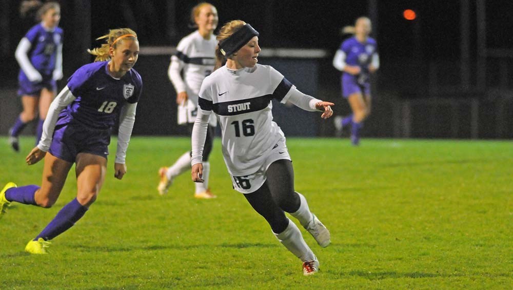 Bethany Hennen - 2017 - Women's Soccer - University of Wisconsin-Stout ...