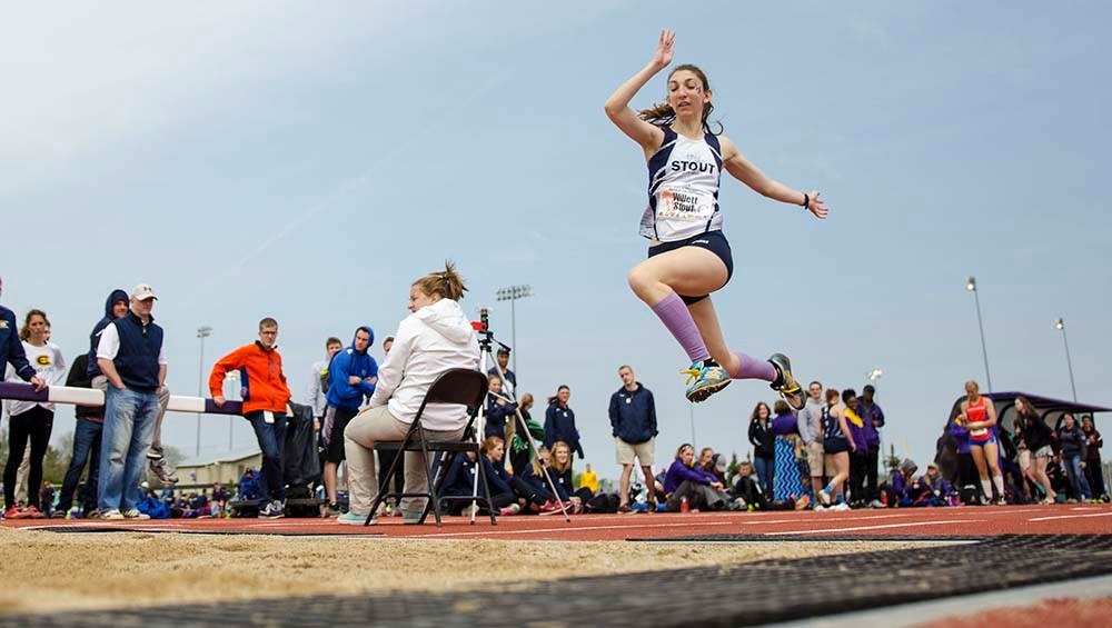 Sarah Willett - 2016 - Women's Track and Field - University of ...