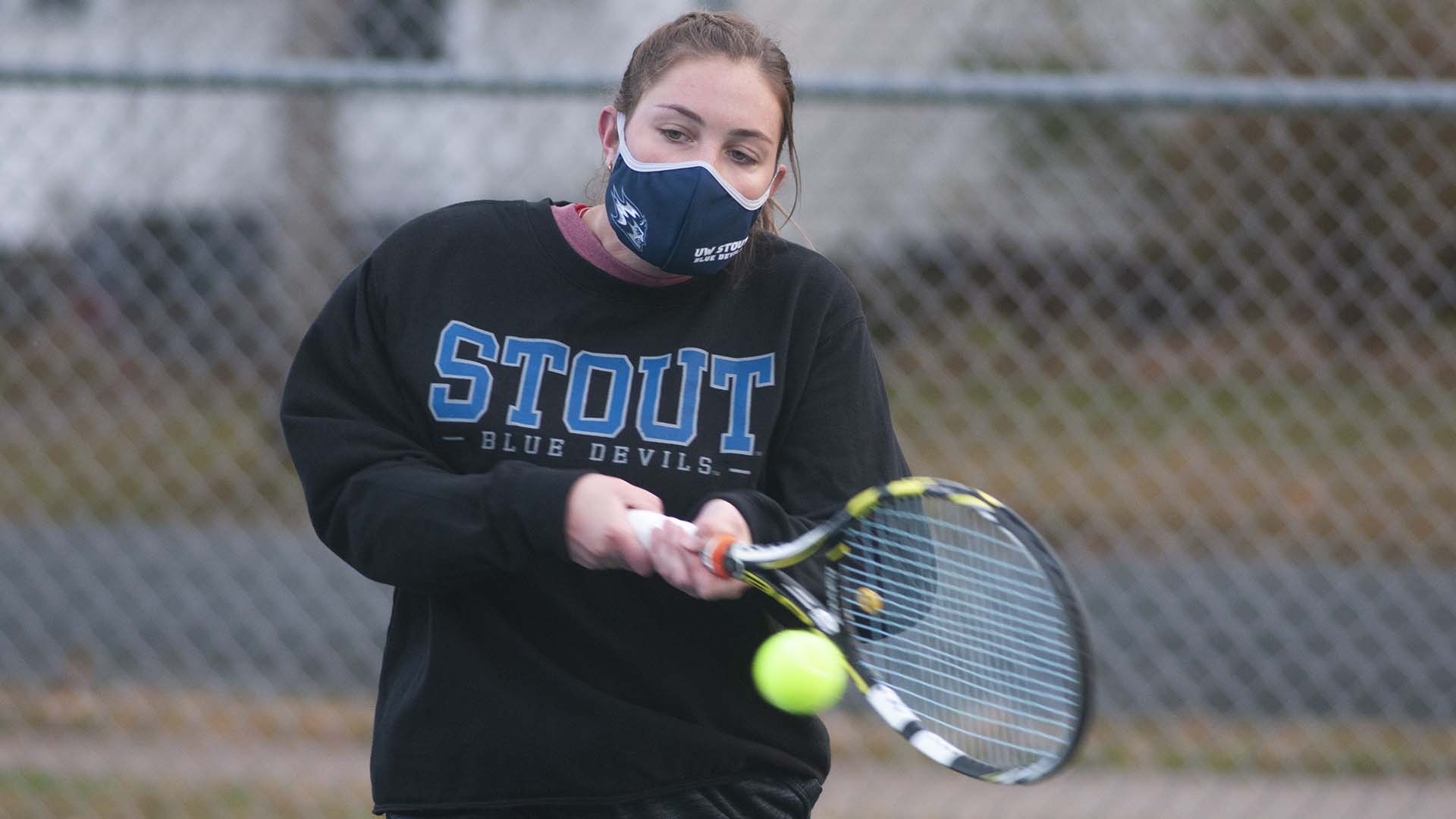 Anna Kent - 2022-23 - Women's Tennis - University of Wisconsin-Stout ...