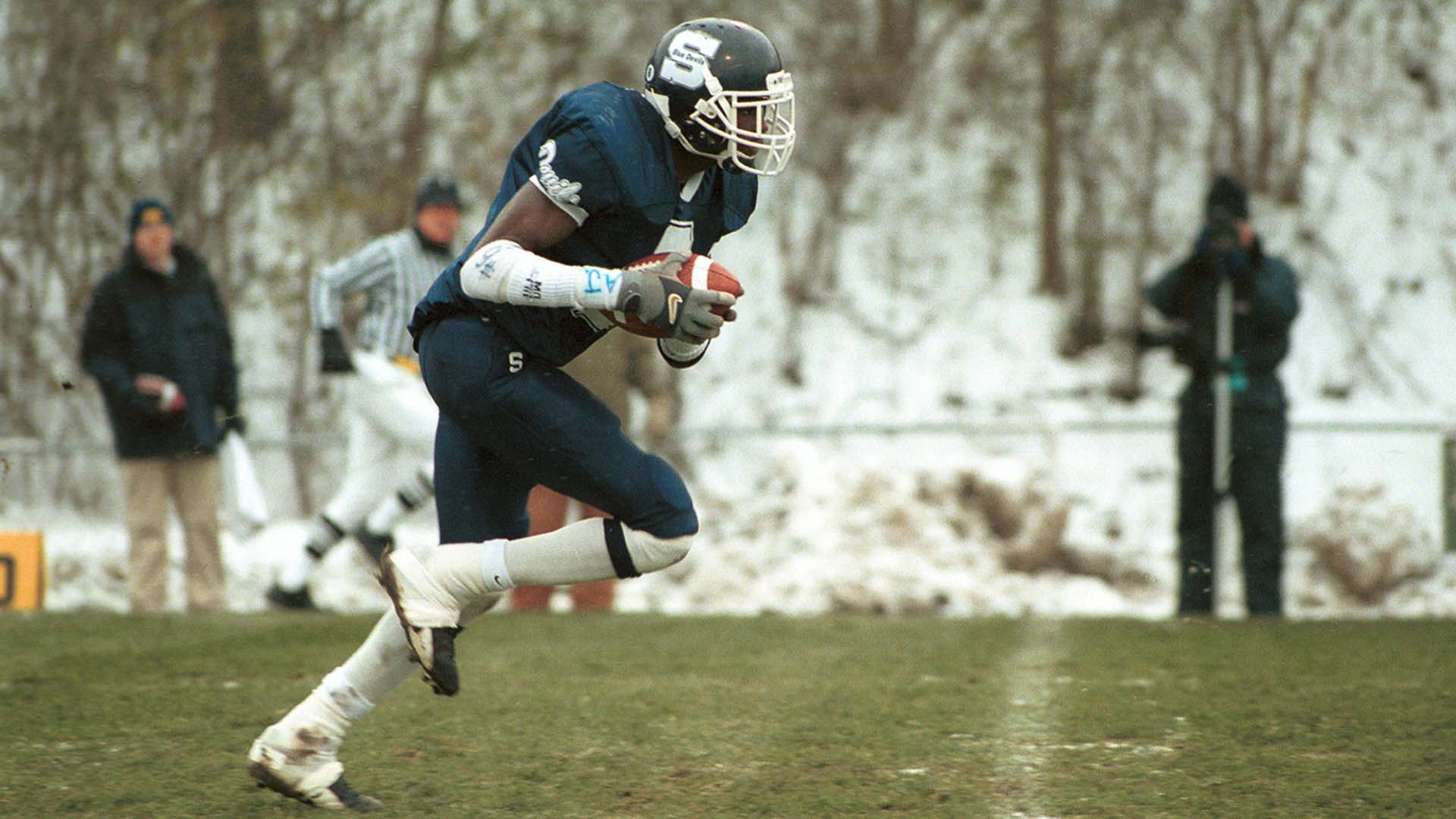 Tony Beckham - 2001 - Football - University of Wisconsin-Stout Athletics