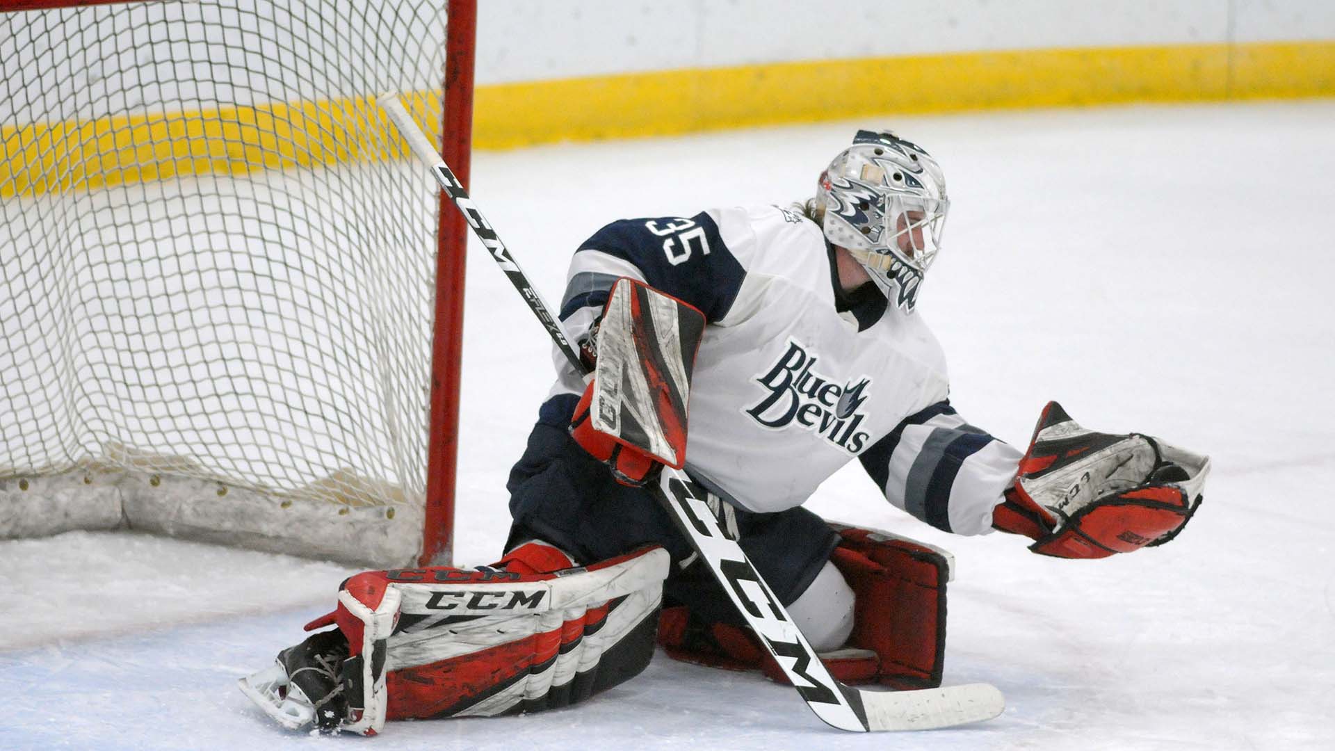 Zack Cloutier - 2021-22 - Men's Ice Hockey - University of Wisconsin ...