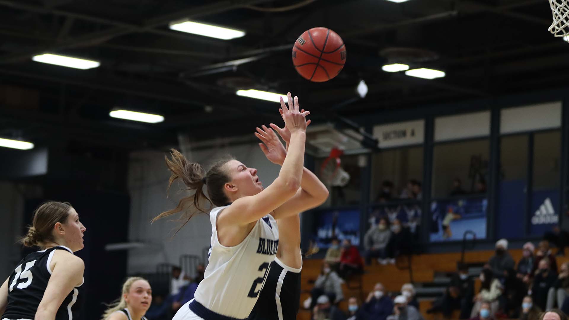 Lizzy Olsem - 2021-22 - Women's Basketball - University of Wisconsin ...