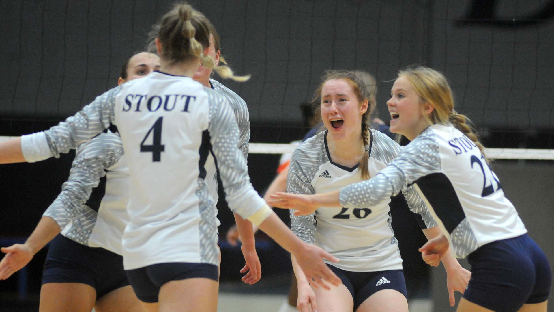 Lydia Kneubuehl - 2023 - Women's Volleyball - University of Wisconsin ...