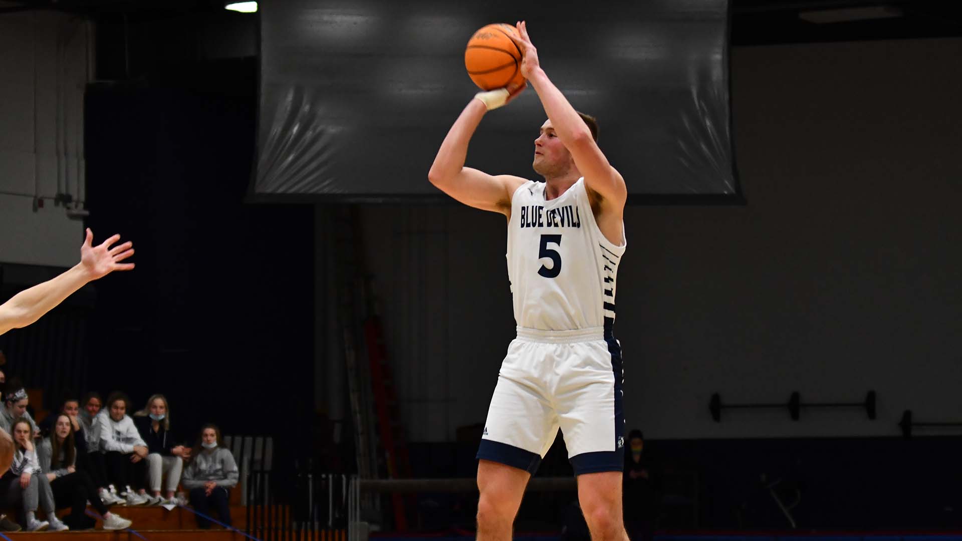 Jon Ciriacks - 2021-22 - Men's Basketball - University of Wisconsin ...