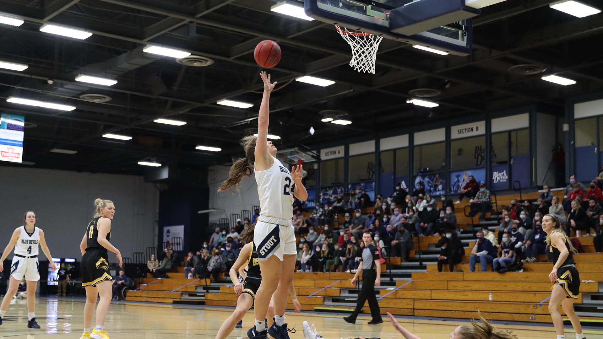 Alison Murdoch - 2022-23 - Women's Basketball - University of Wisconsin ...