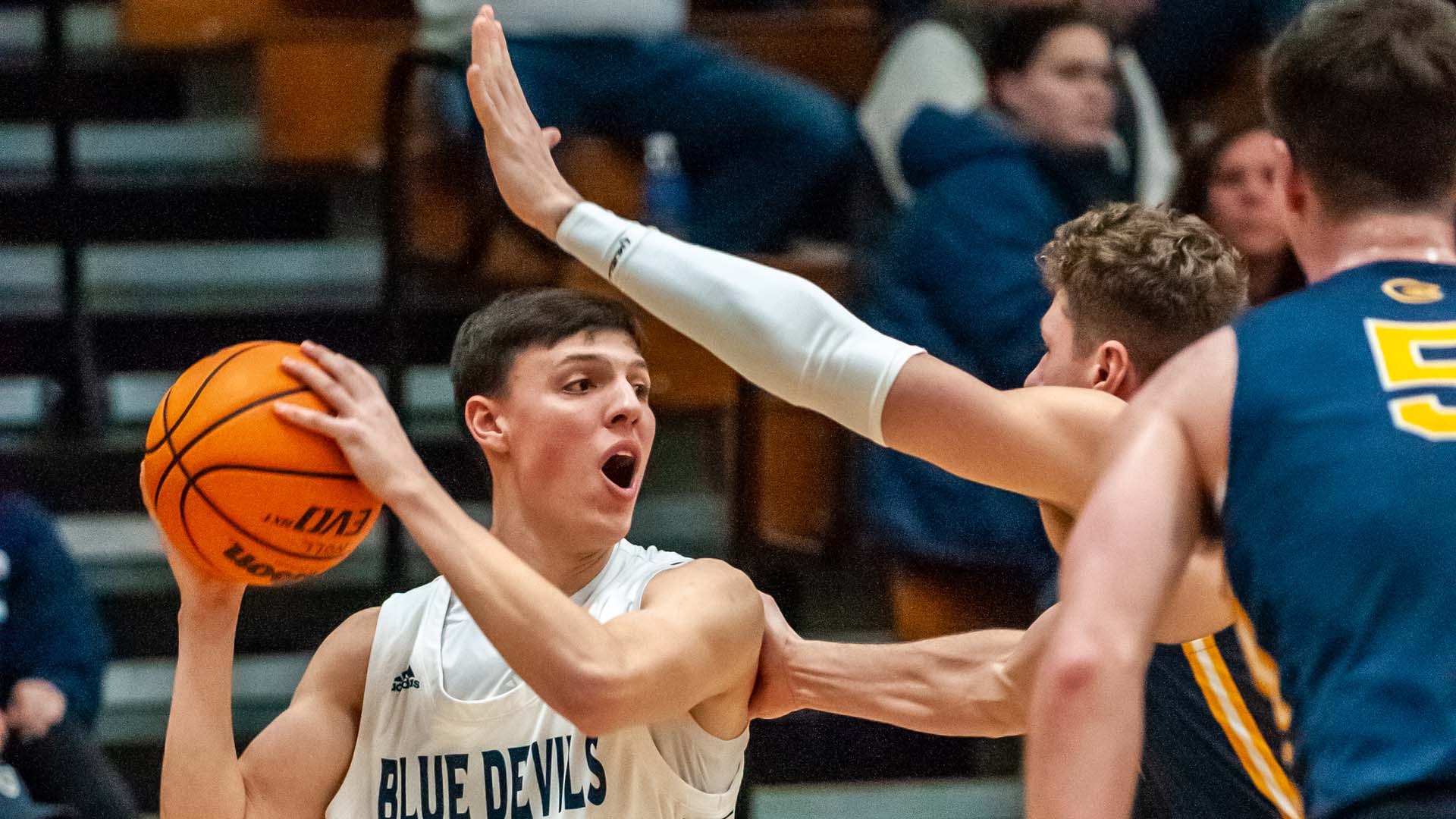 Mason Stoik - 2023-24 - Men's Basketball - University of Wisconsin ...