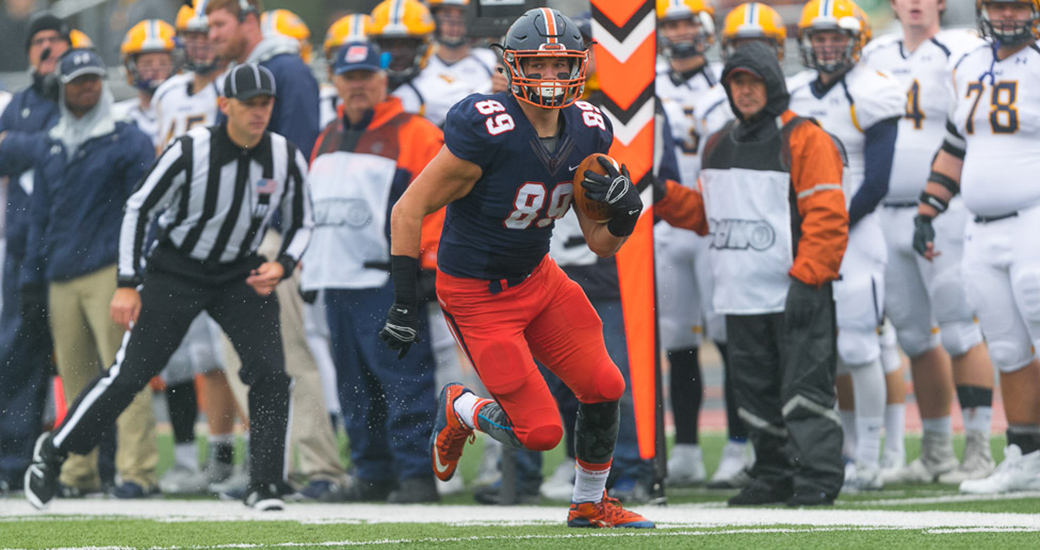 Zach Lindquist - Football - Wheaton College Athletics