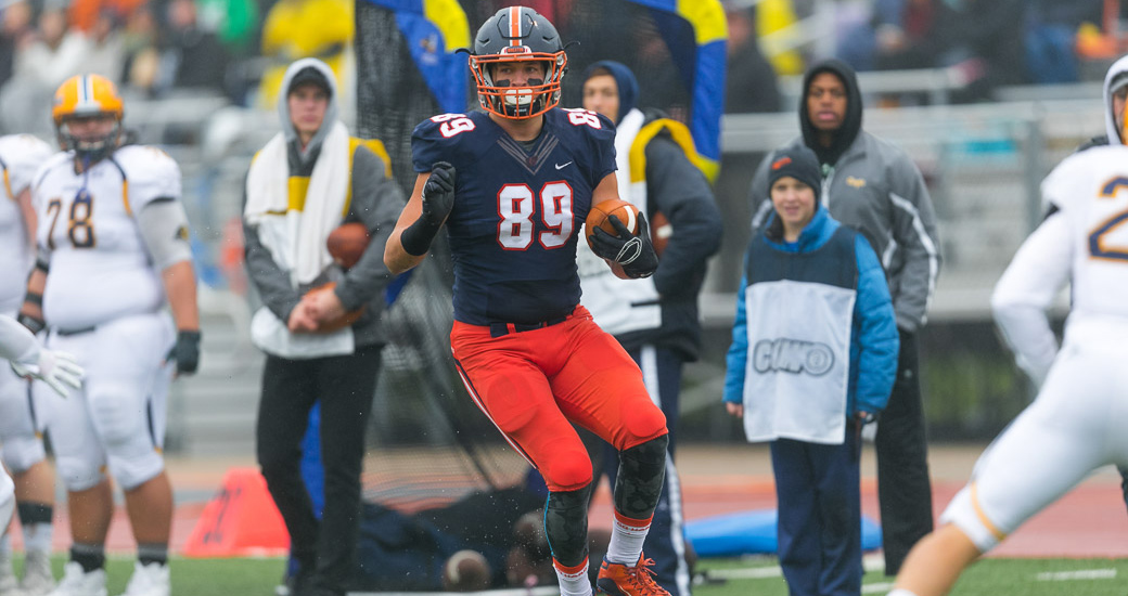 Zach Lindquist - Football - Wheaton College Athletics