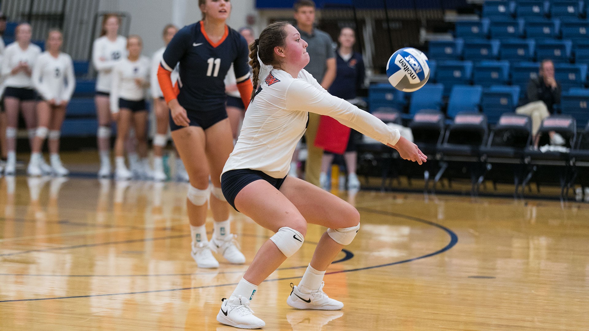 Thunder volleyball improves to 5-0 with Tri-Match wins against UW ...