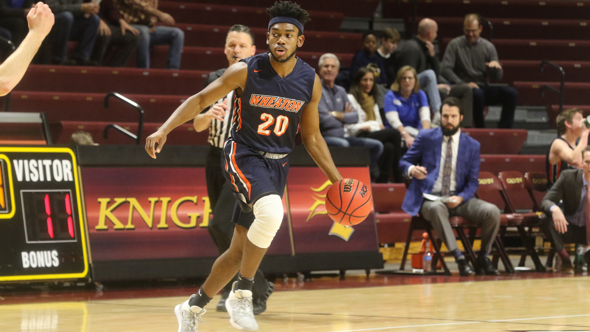 Men's basketball picks up its third-consecutive road win with a 76-67 ...