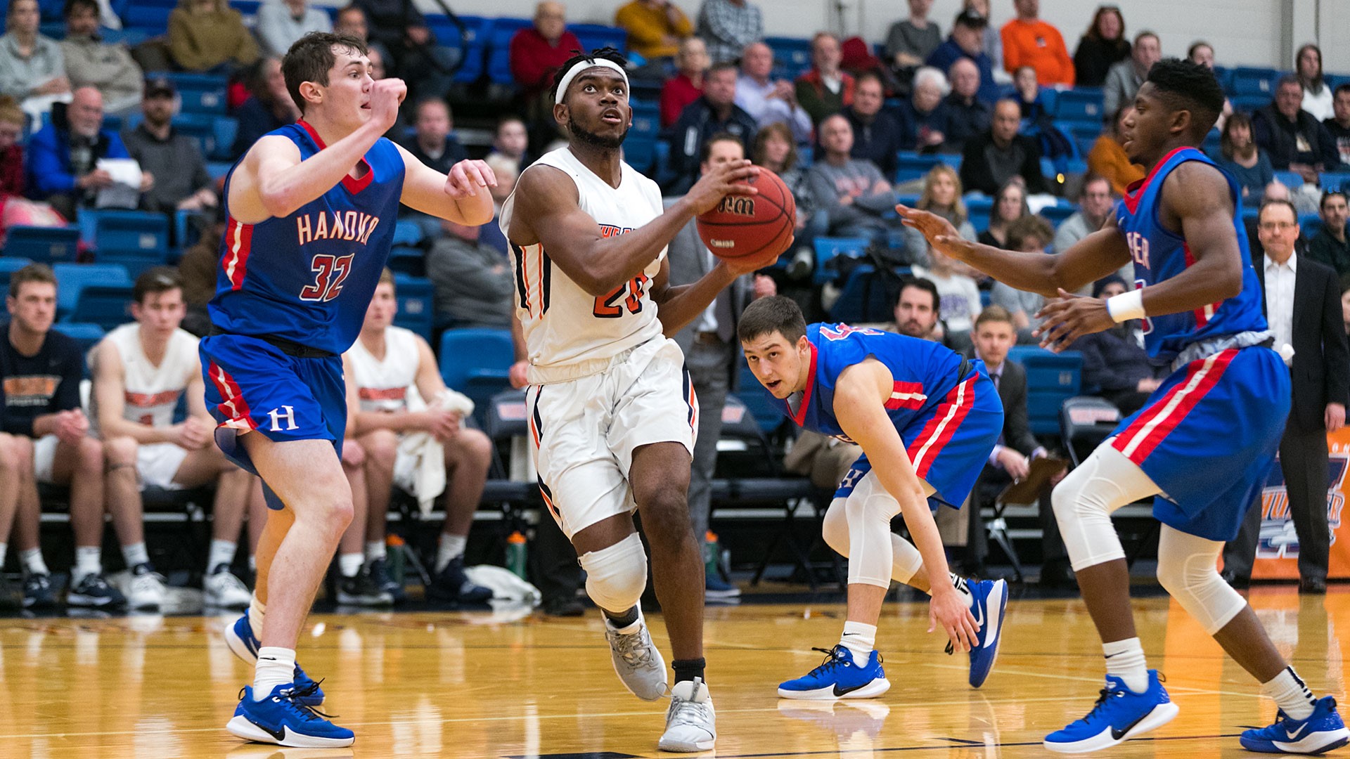 Men's basketball falls to Hanover, 76-65 in the championship game of ...
