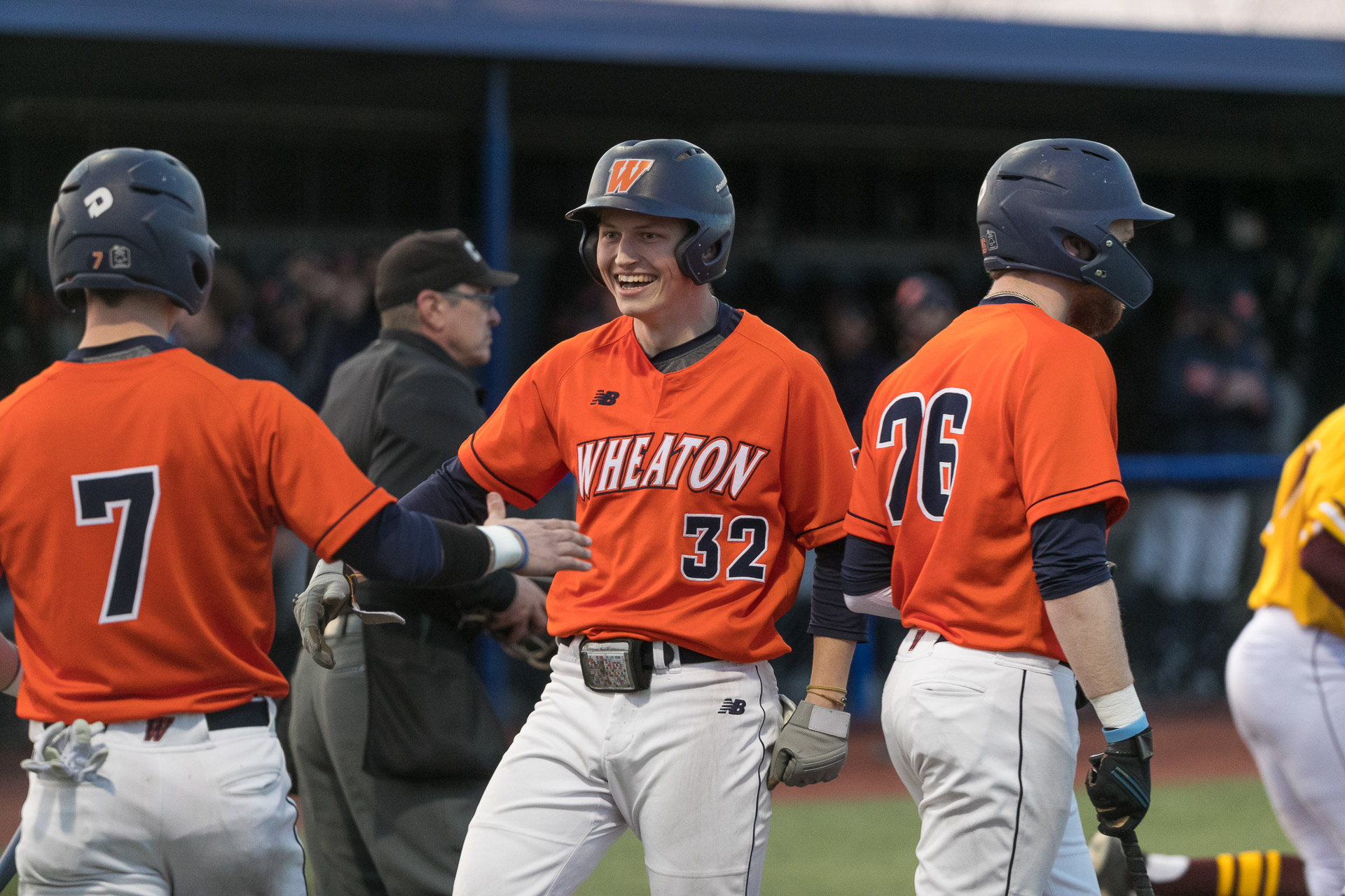 Five-run eighth leads Wheaton to split in a wild doubleheader against ...