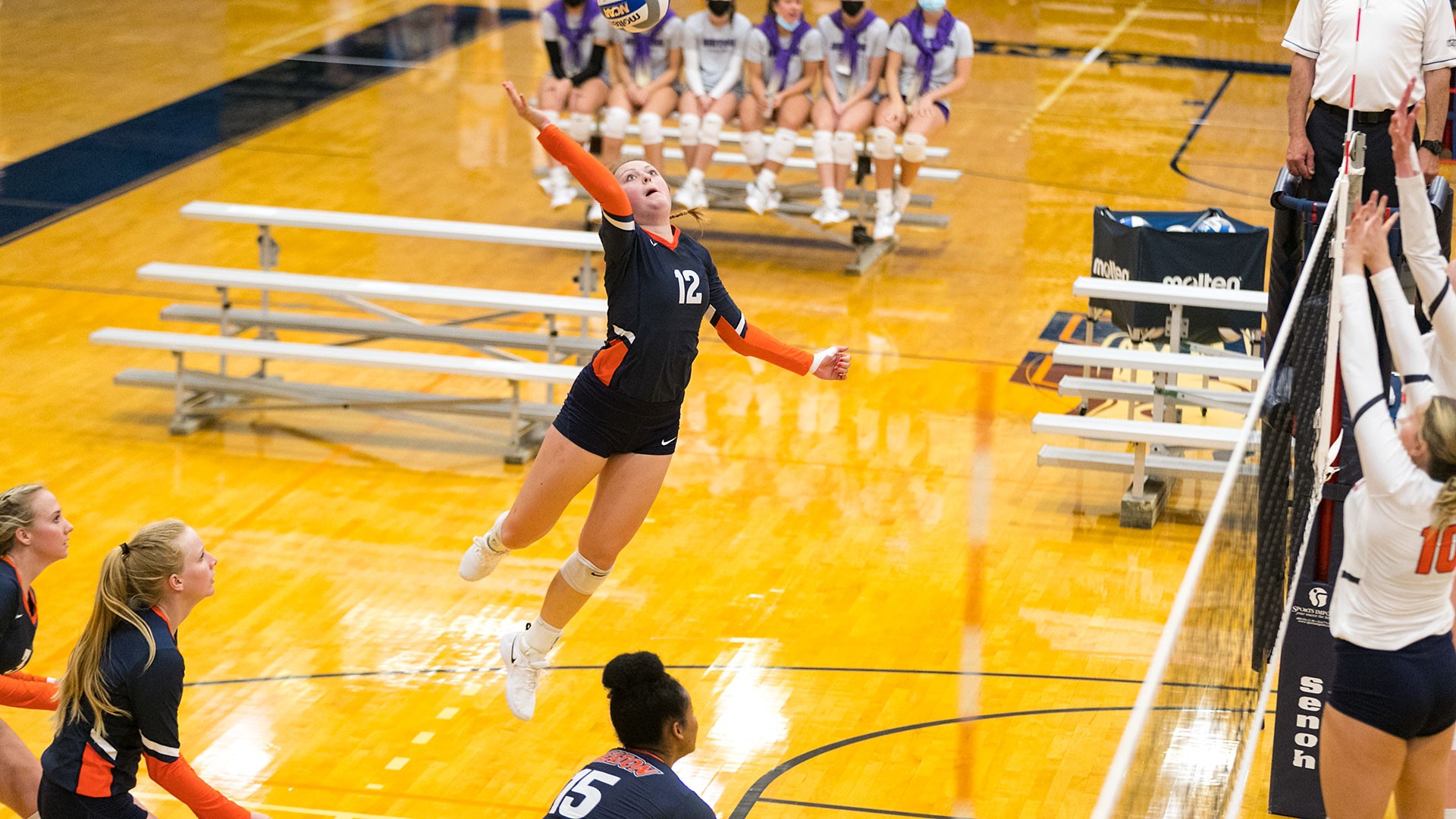 Colleen Smith - Volleyball - Wheaton College Athletics