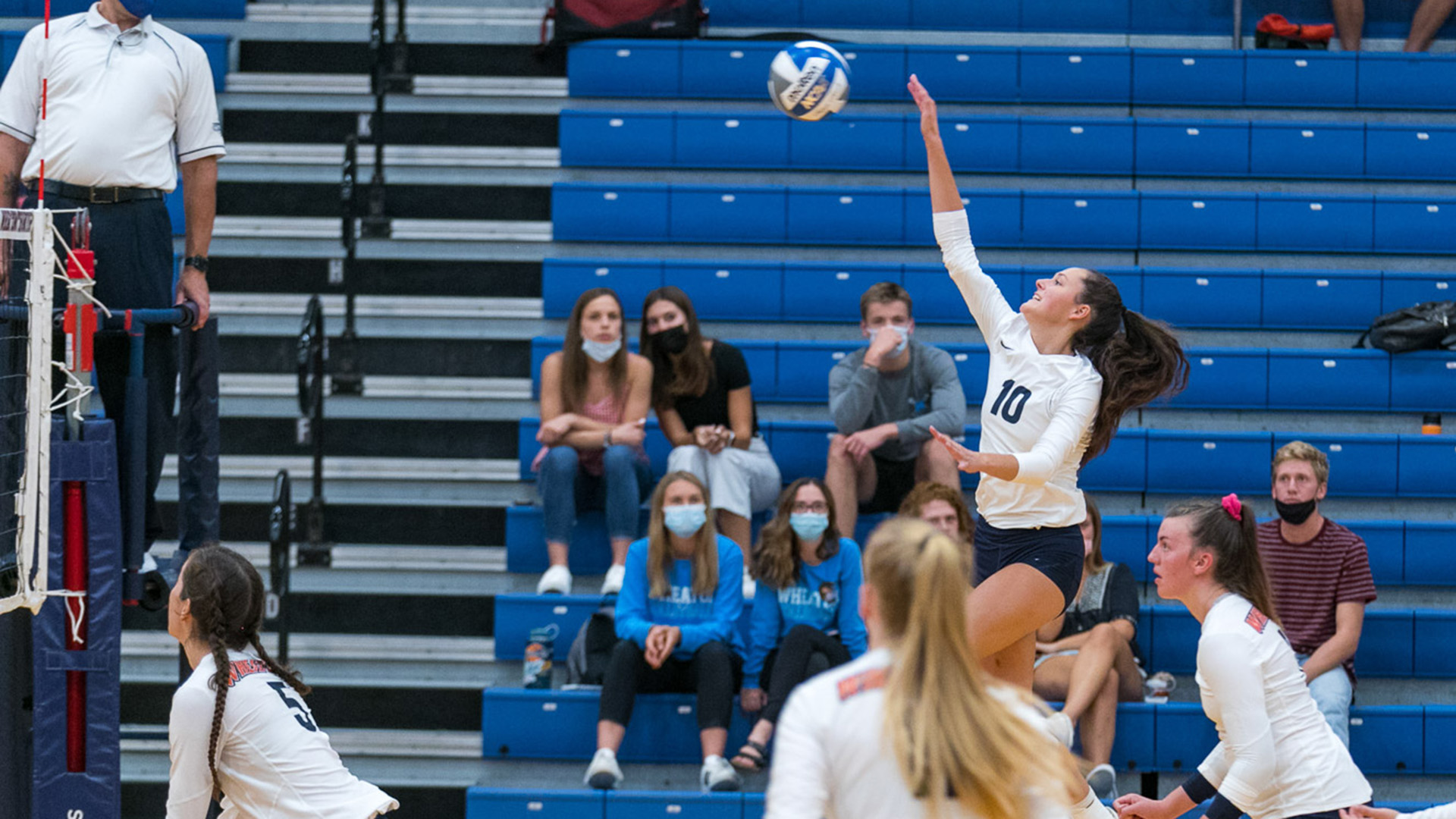 Thunder volleyball begins the 2022 season at the Calvin Labor Day ...