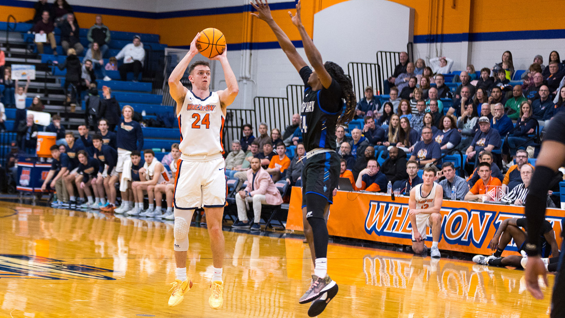 Nick Schiavello picks up CCIW Men's Basketball "Student-Athlete of the ...