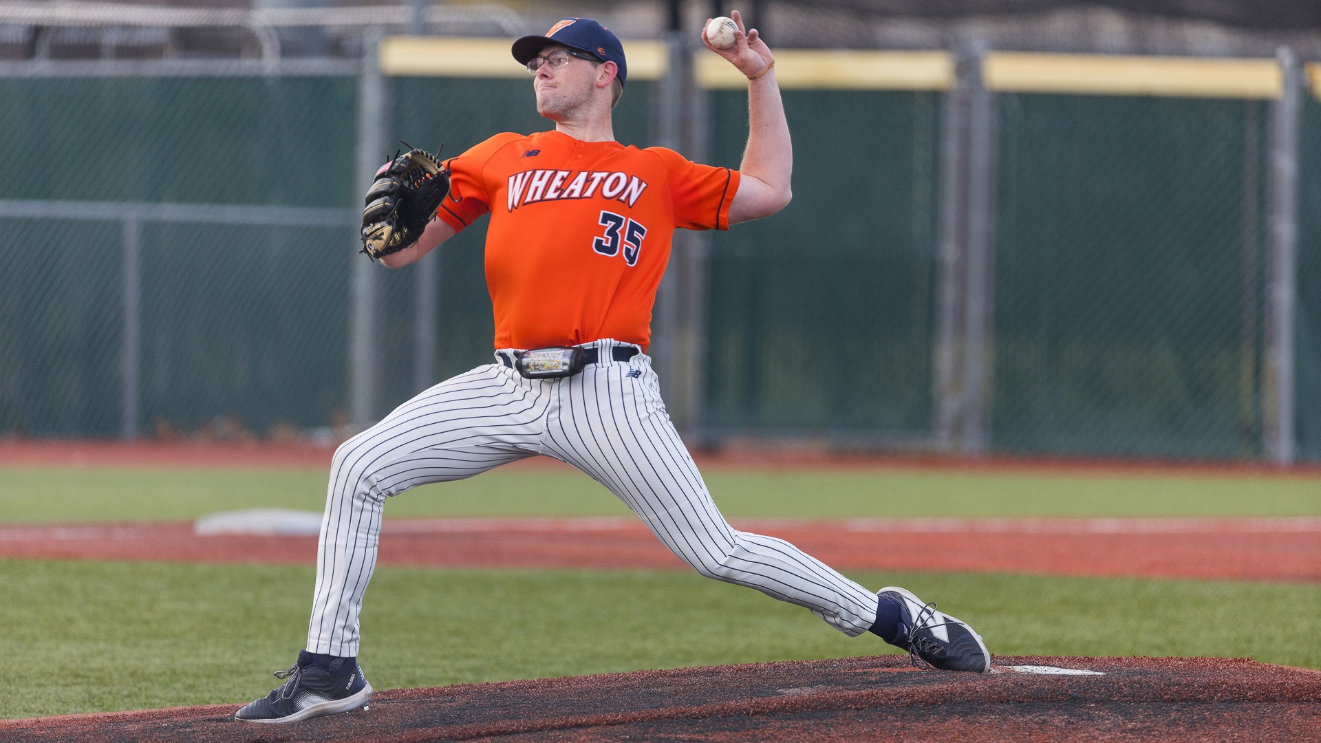 Hamm's walkoff highlights doubleheader split - Wheaton College Athletics