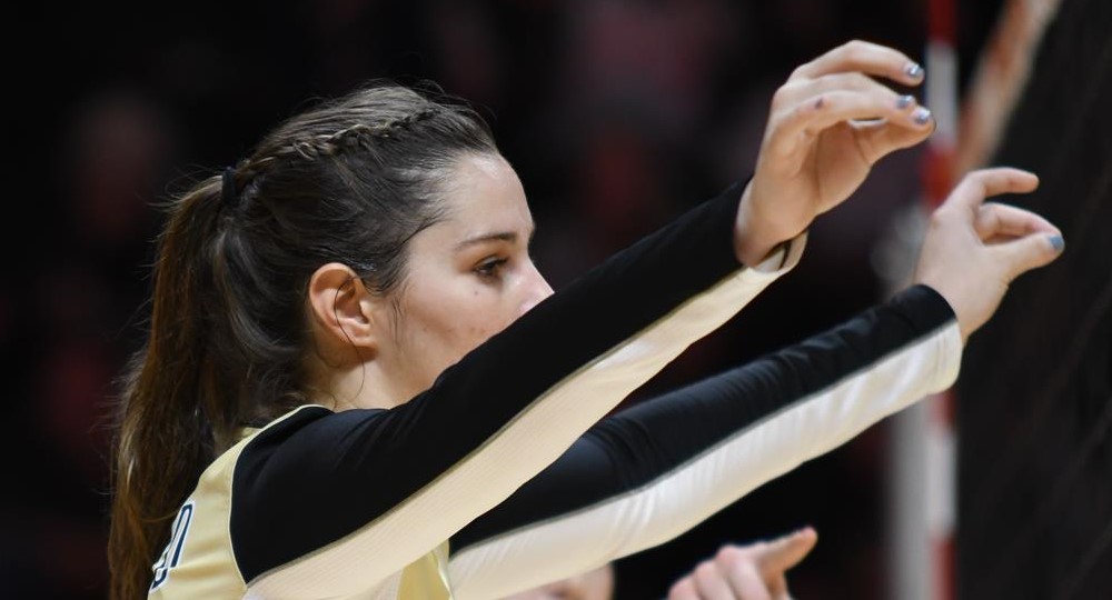 Kelly Bossert - Volleyball - Wofford College Athletics