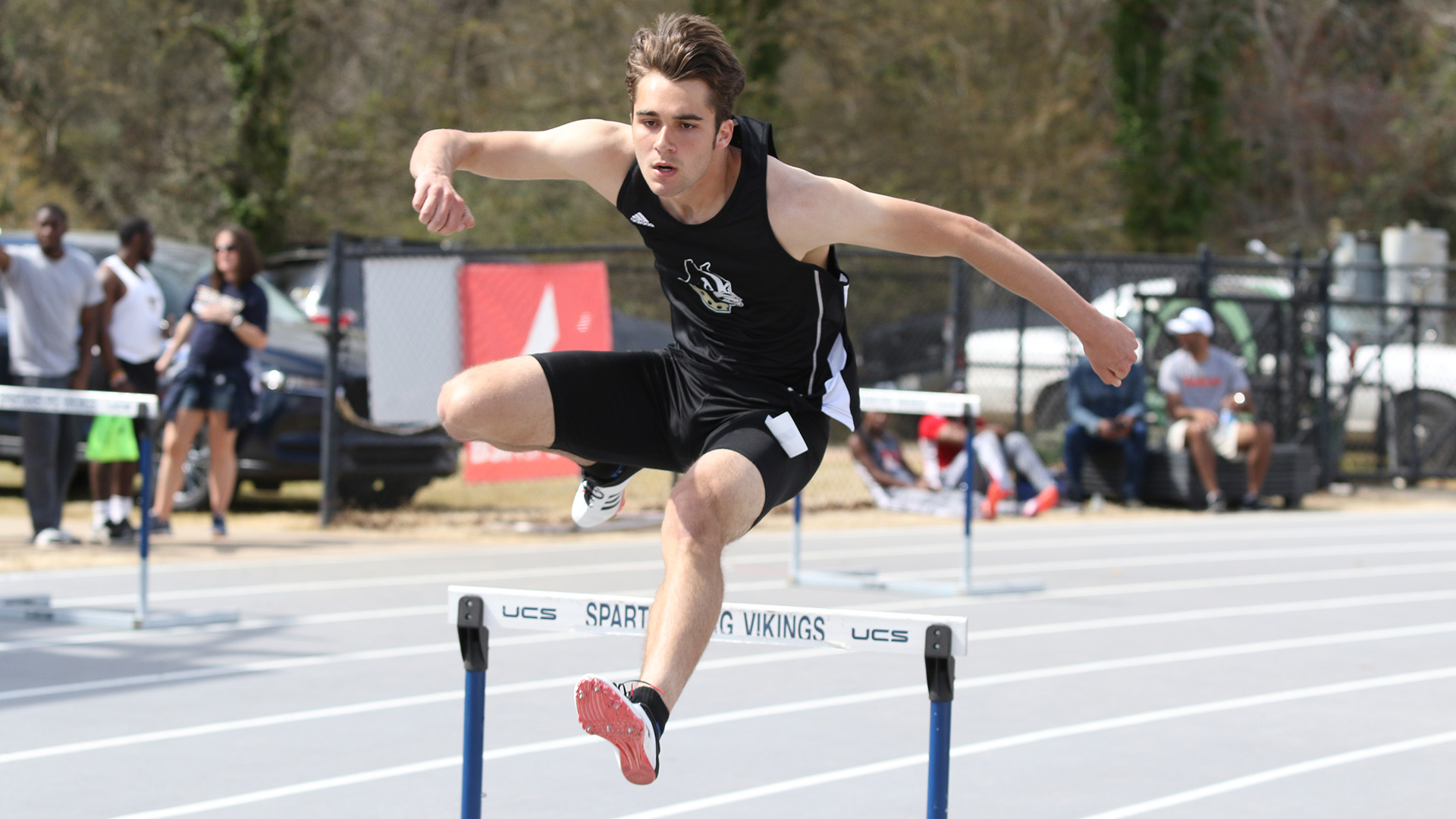 Elijah Bull - Men's Track & Field - Wofford College Athletics