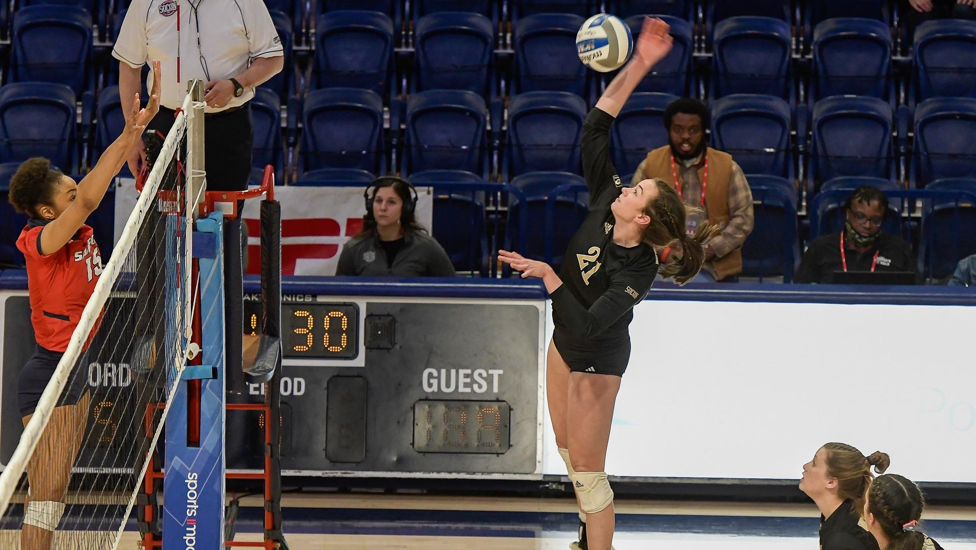 Volleyball Narrowly Edged in Five-Set Semifinals Thriller to No. 1 ...