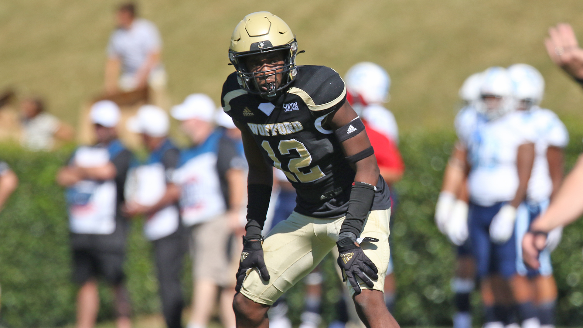 Isaiah Mananga - Football - Wofford College Athletics