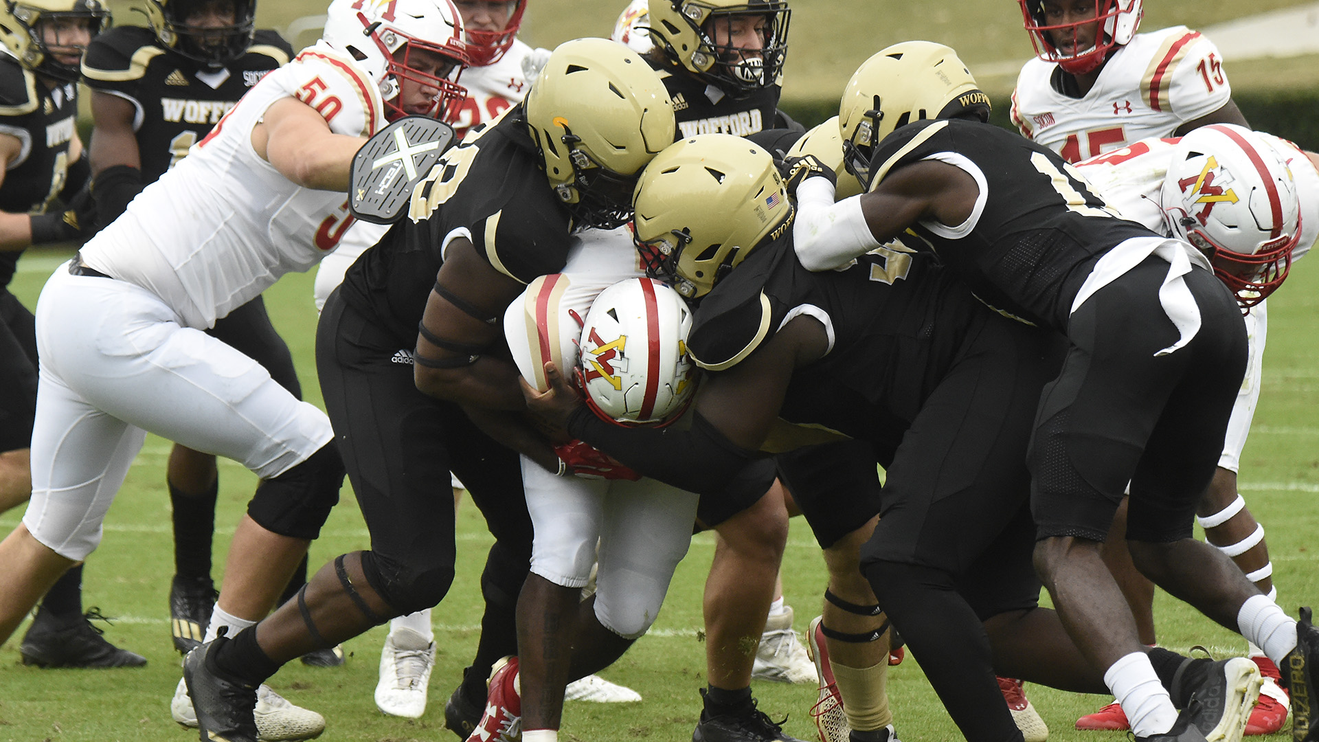 Football Uses Fast Start To Defeat VMI - Wofford College Athletics