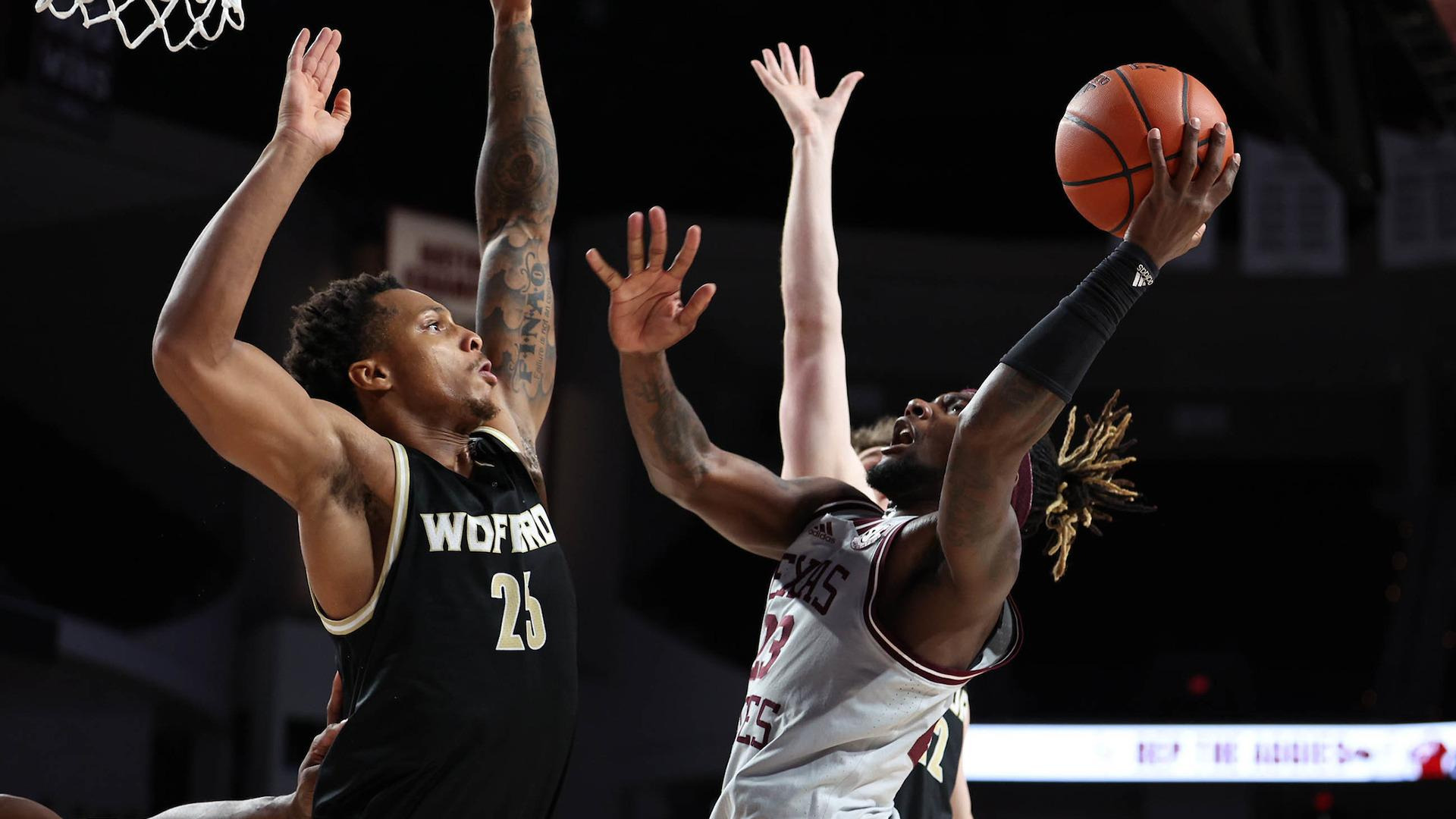 Paveletzke’s Clutch Free Throws Earn Men’s Basketball a 67-62 Win At ...