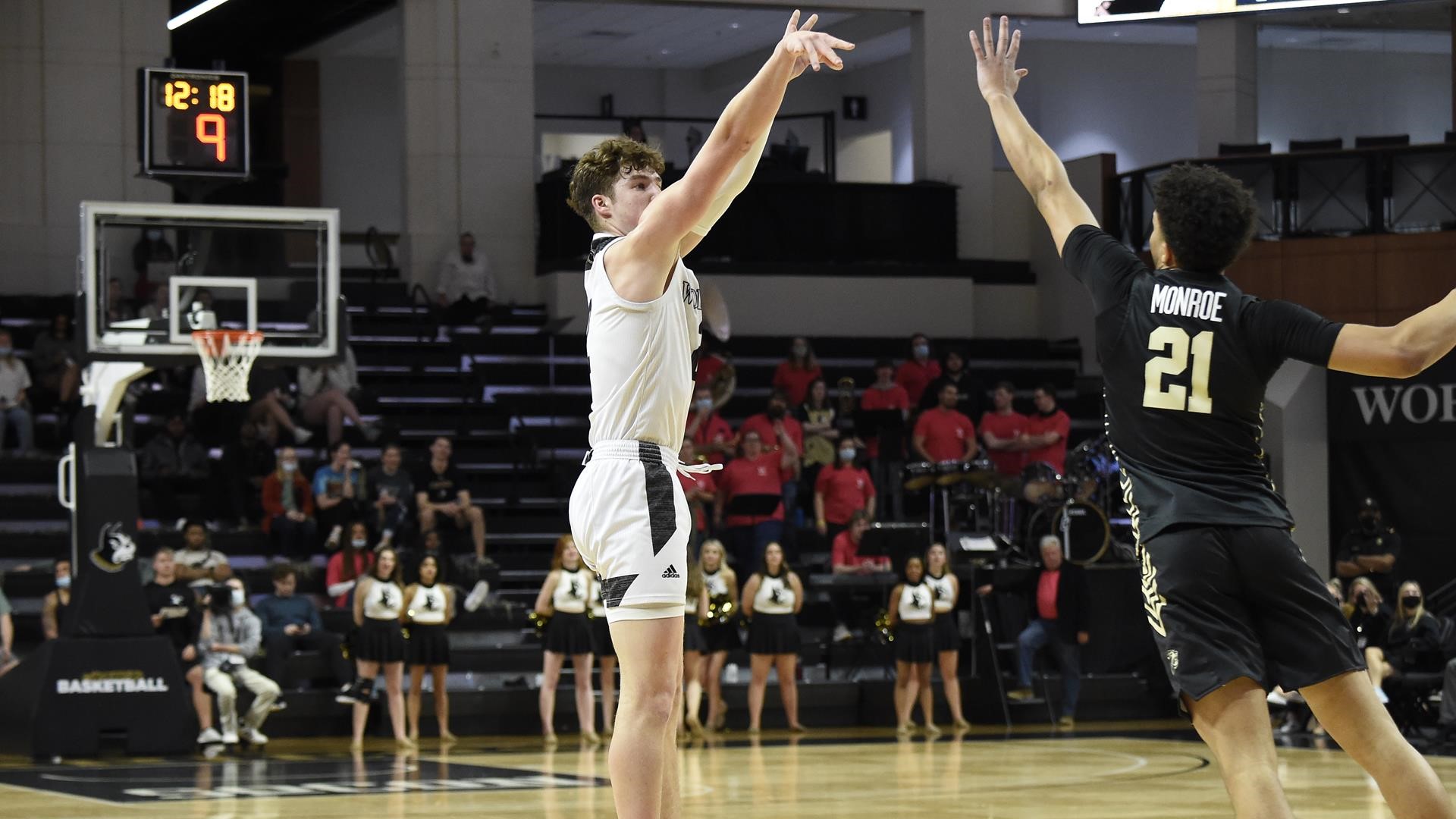 Max Klesmit - Men's Basketball - Wofford College Athletics