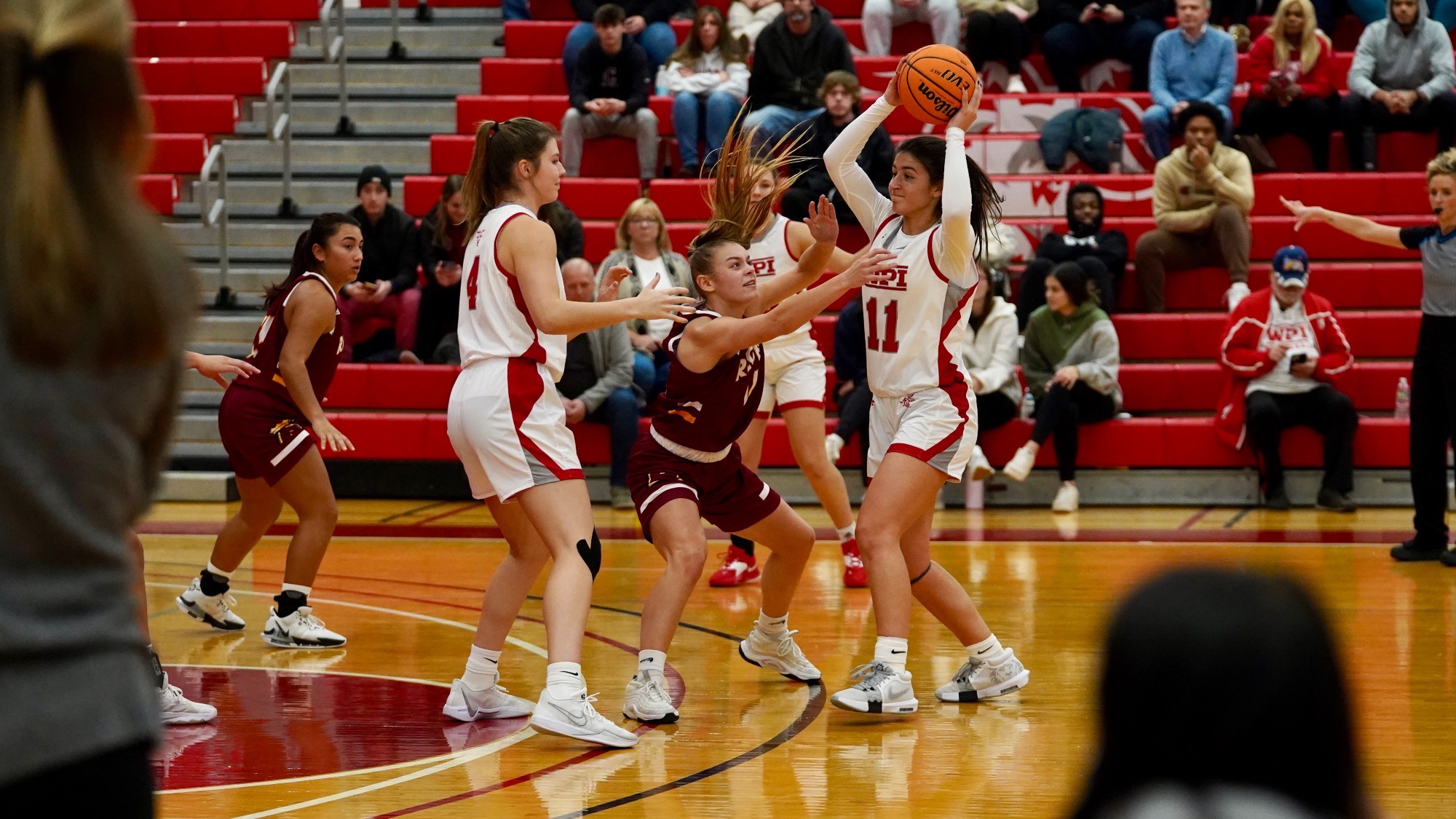 Newcomers Allyn and Giansiracusa Take Center Stage as WPI Women's ...
