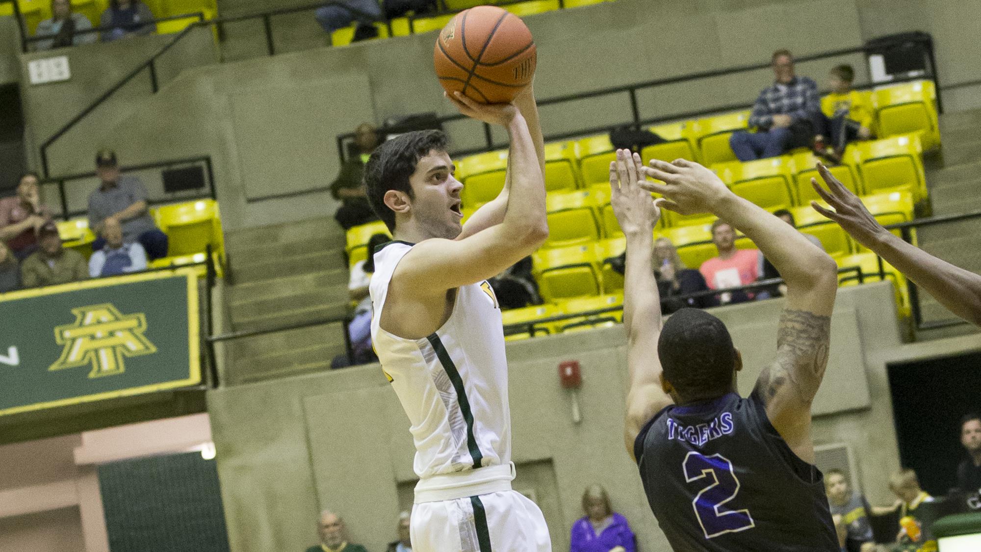 Mason Cline - Men's Basketball - Arkansas Tech University Athletics