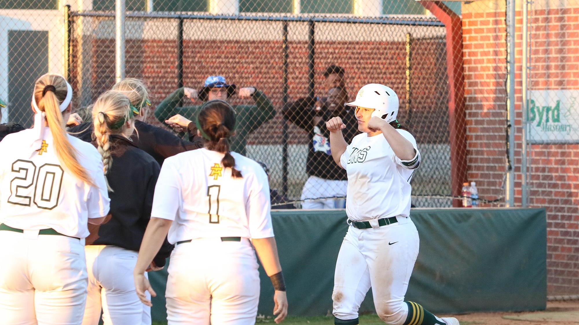 Paige Mendoza - Softball - Arkansas Tech University Athletics